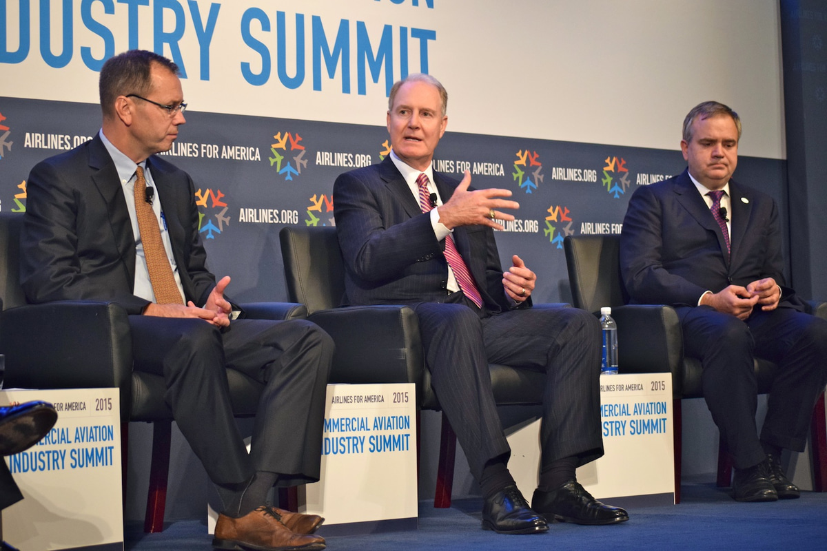 Airline CEOs Defend Industry's Profitability at Aviation Summit ...
