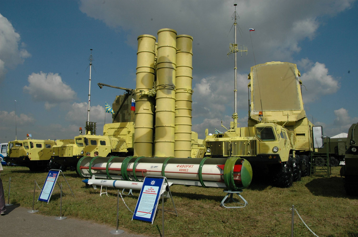 Russia To Deliver Advanced Intercept Missiles to Iran by Year-end ...