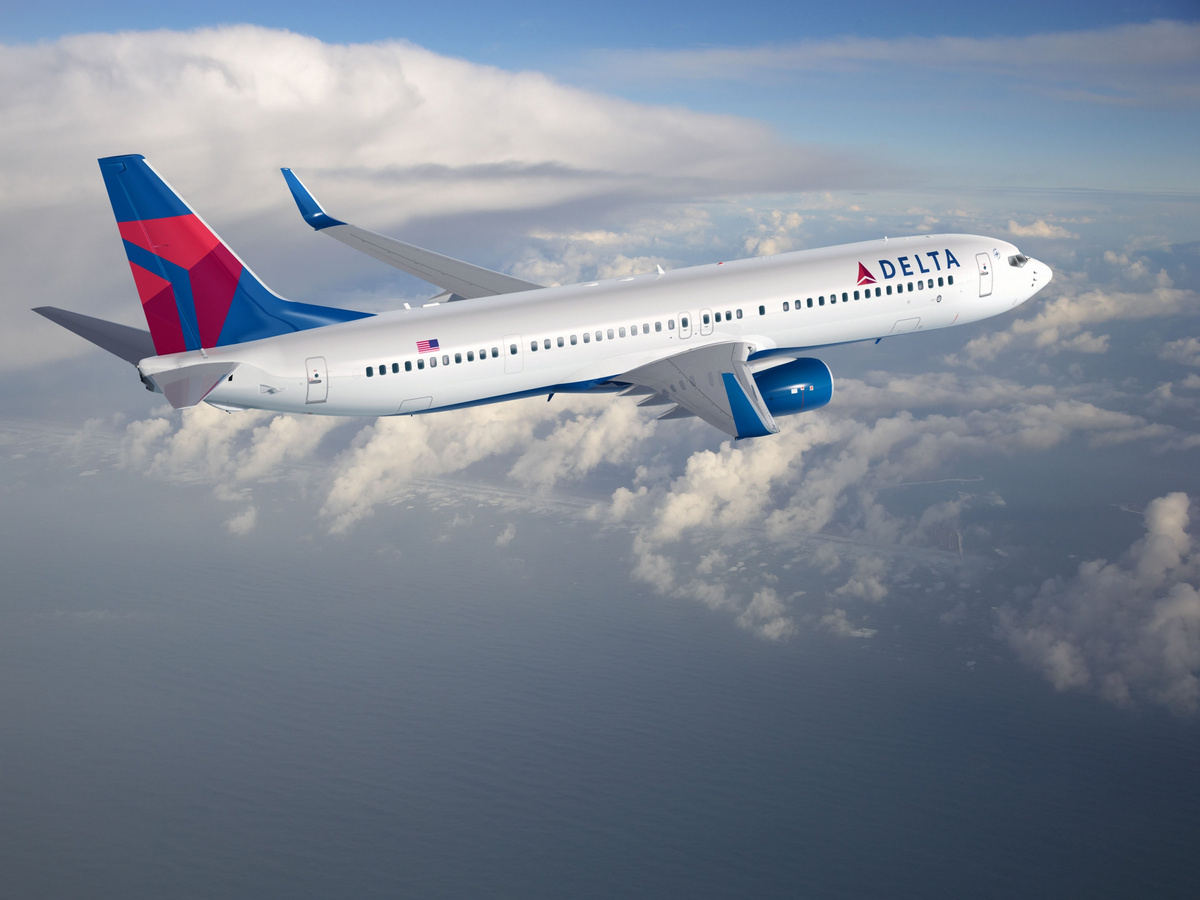 Delta Revisits E190 Plan with New Boeing Order | Aviation International ...