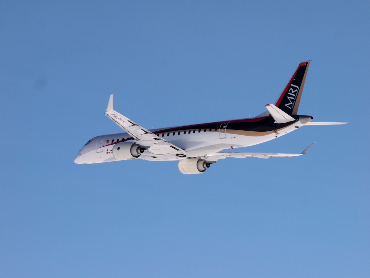 Mitsubishi MRJ Delayed for Another Year | Aviation International News