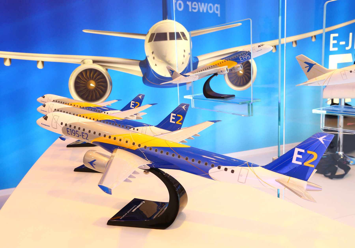 Embraer Adds Wingspan, Range to E195-E2 | Aviation International News