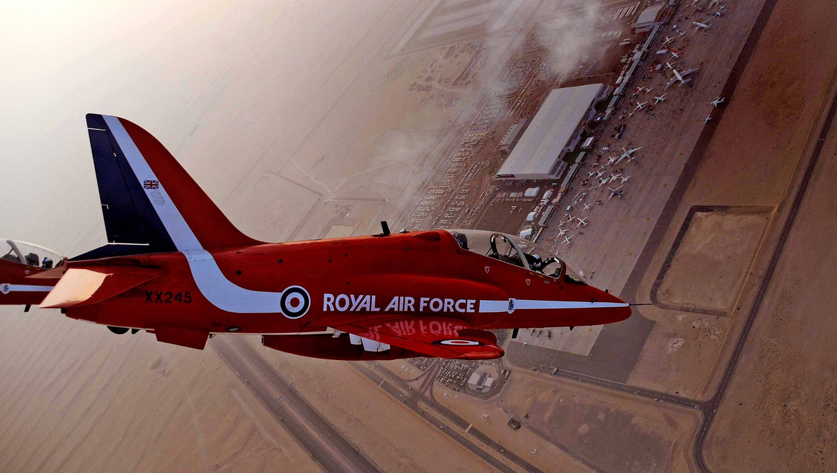 UK Contracts Support BAE Hawk Advanced Trainer Until 2020 | Aviation ...