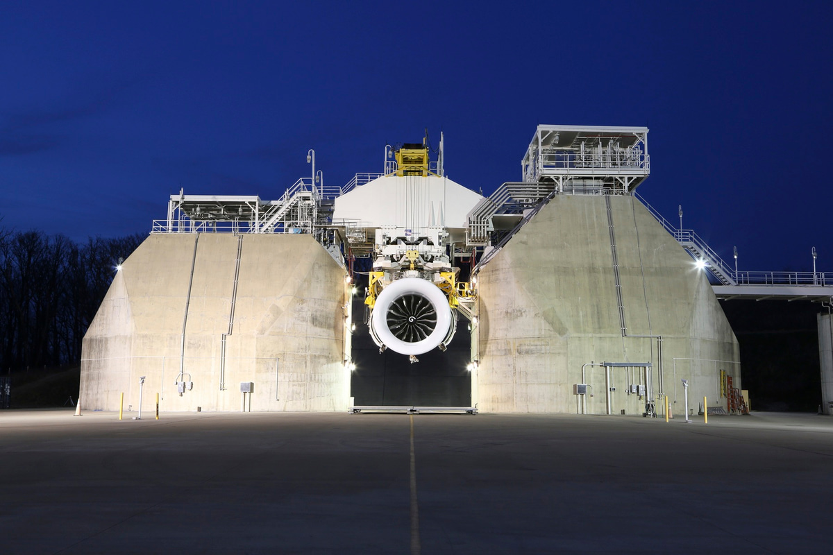 GE Begins Ground Testing First Full GE9X Development Engine | Aviation ...