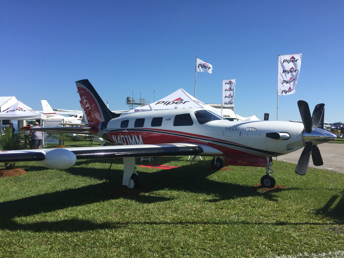 Piper M600 Makes Worldwide Debut at SNF 2016 | Aviation International News