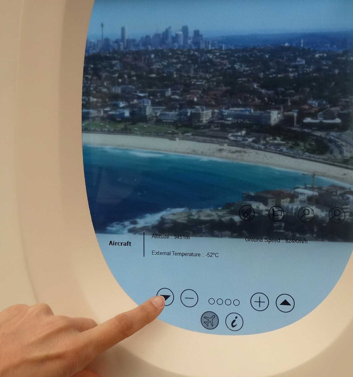 Dimmable Windows Double as Displays | Aviation International News