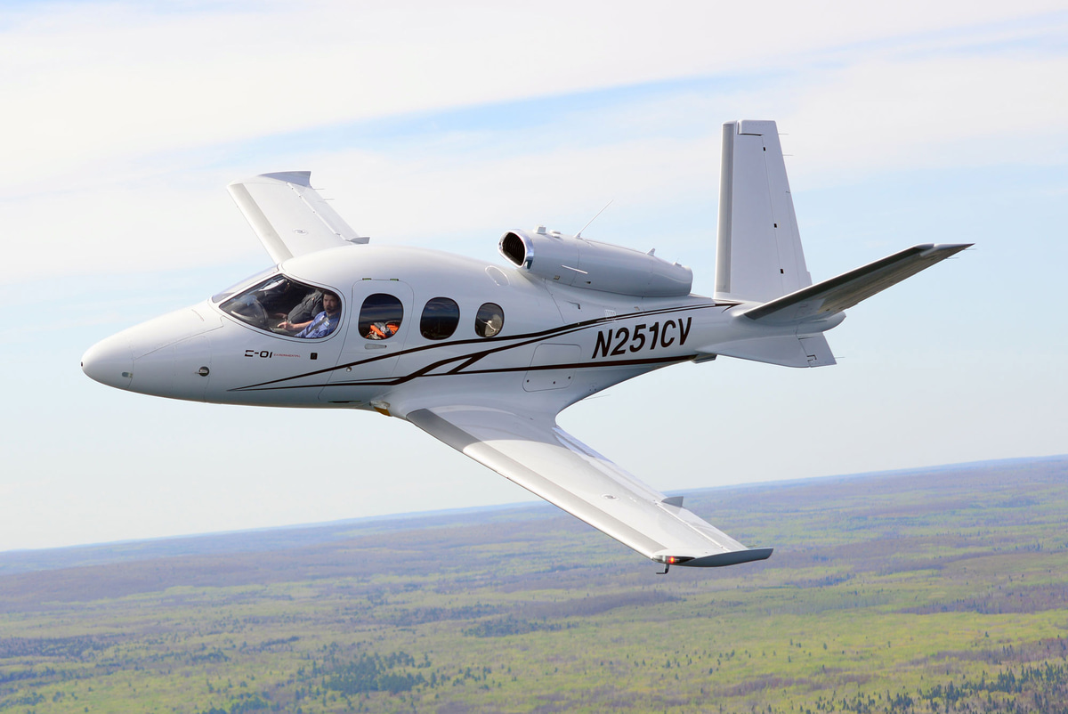Cirrus Jet Now on Final Approach to FAA Certification | Aviation ...