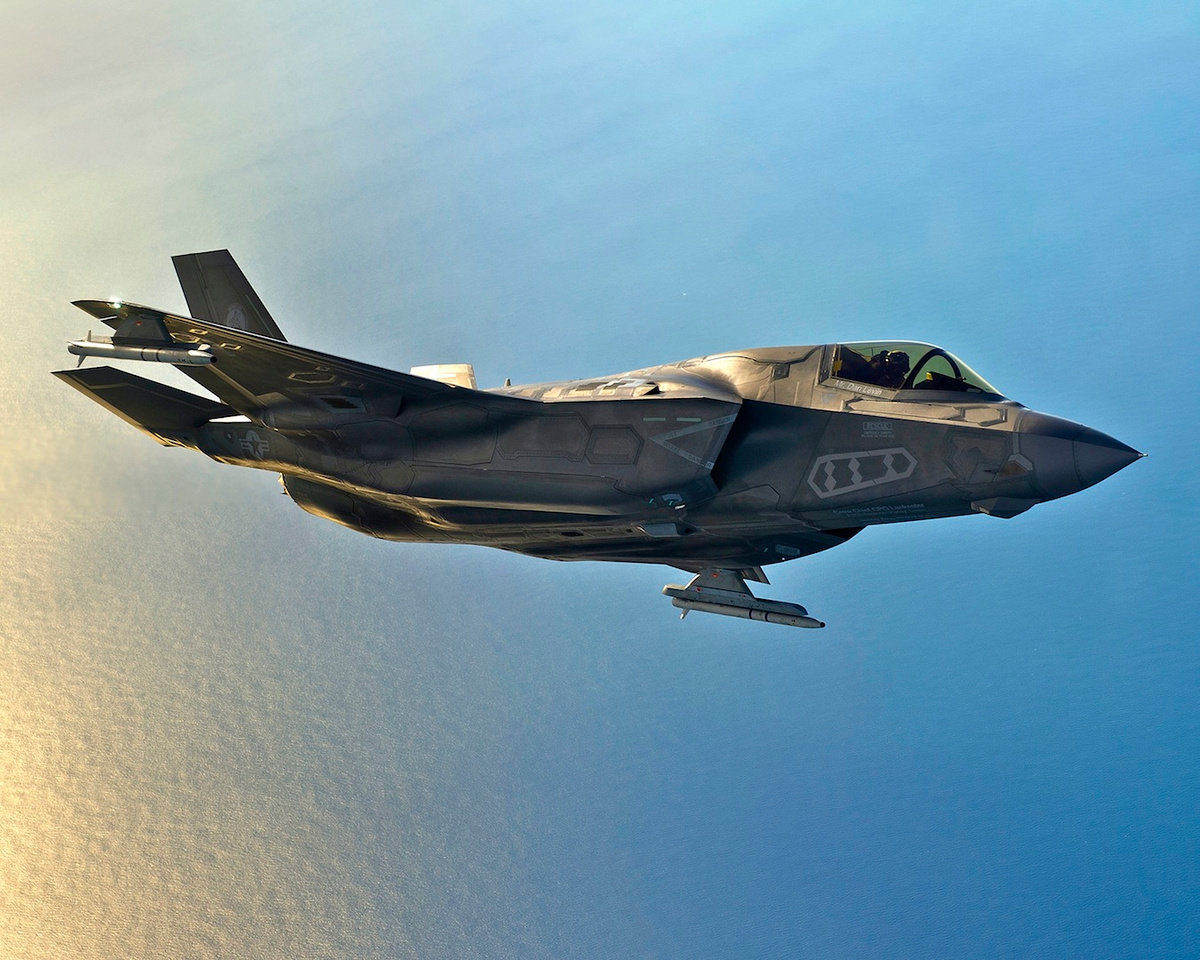 UK To Acquire New ASRAAM Variant for F-35B Fighters | Aviation ...