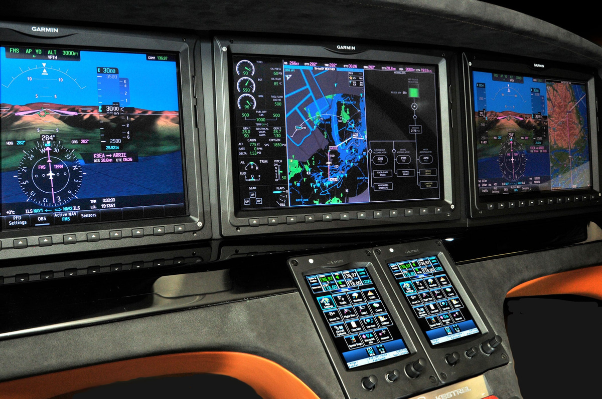 Product Support Survey 2016: Avionics | Aviation International News