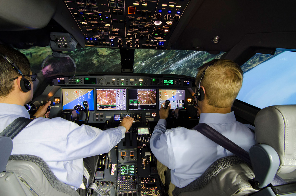 FlightSafety Expanding UPRT Course to More Types | Aviation ...