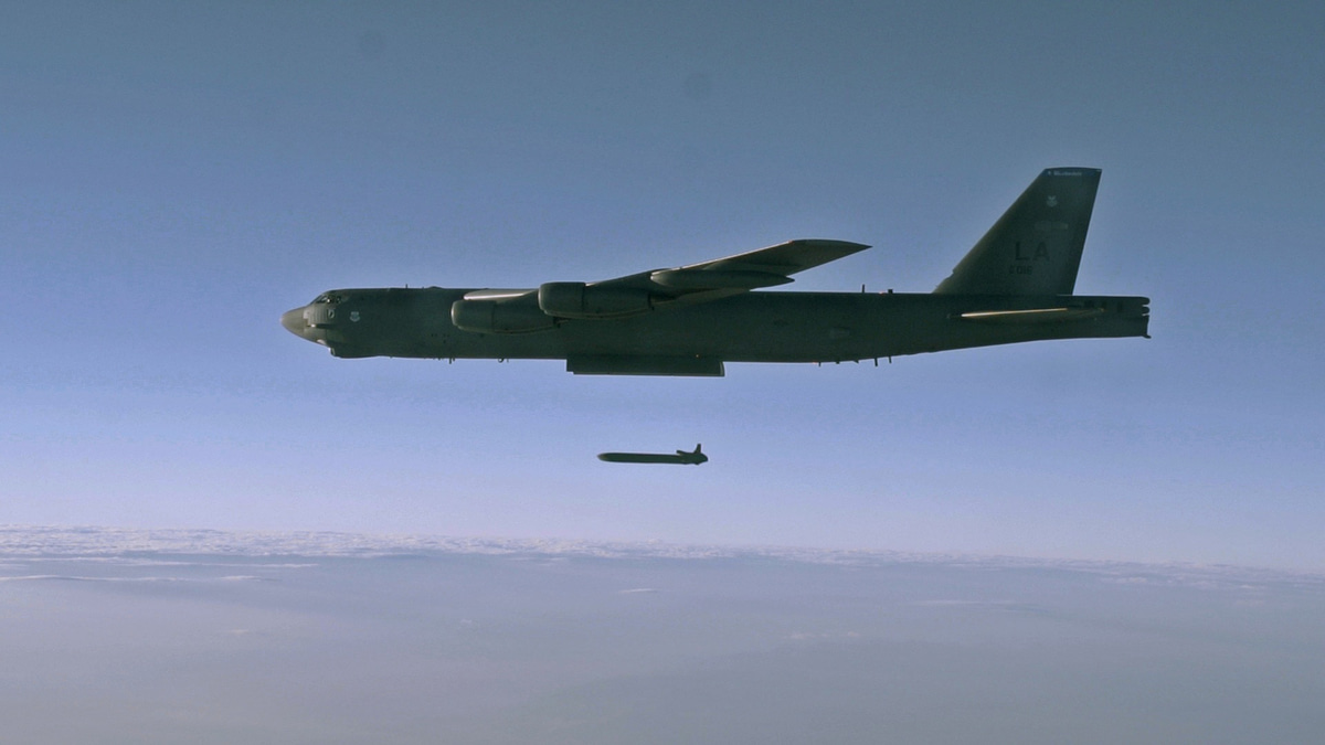 U.S. Air Force Aims To Advance Long-range Standoff Weapon | Aviation ...