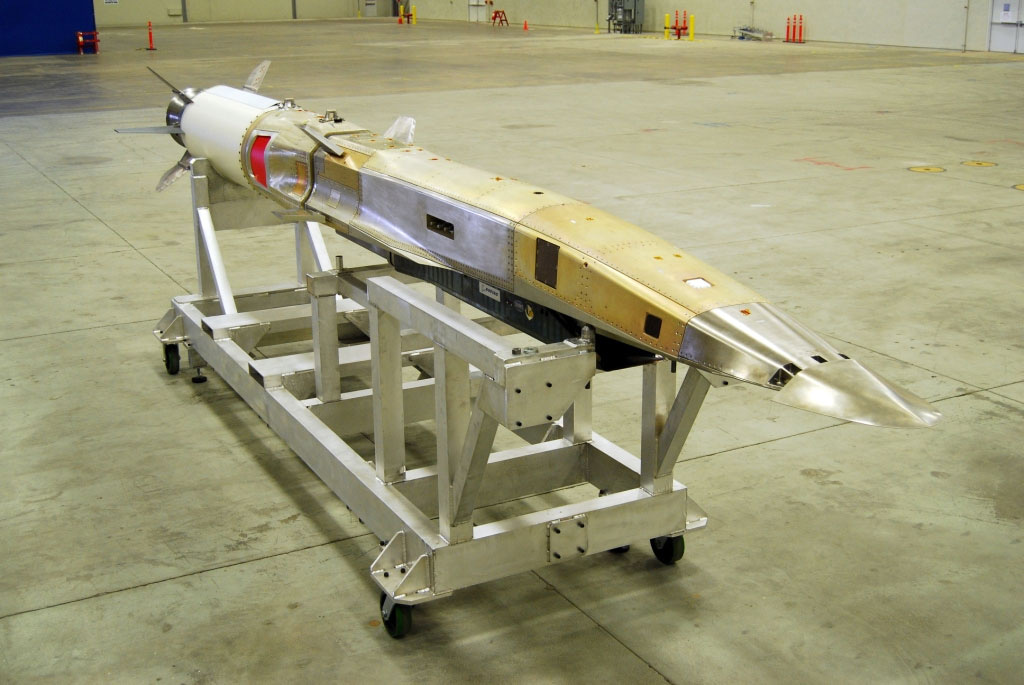 U.S. Air Force Aims To Speed Hypersonic Weapon Development | Aviation ...