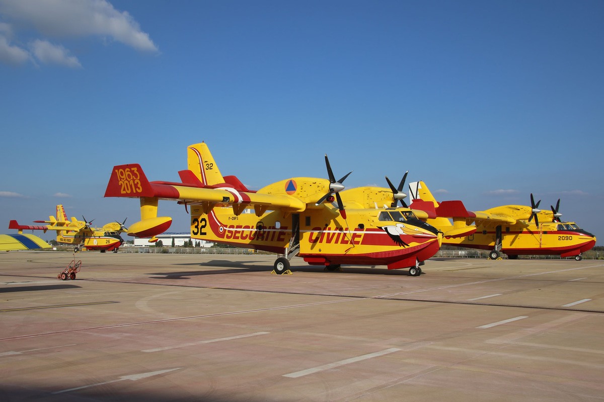 Viking Air Plans New CL-415EAF; Mulls CL-515. | Aviation International News