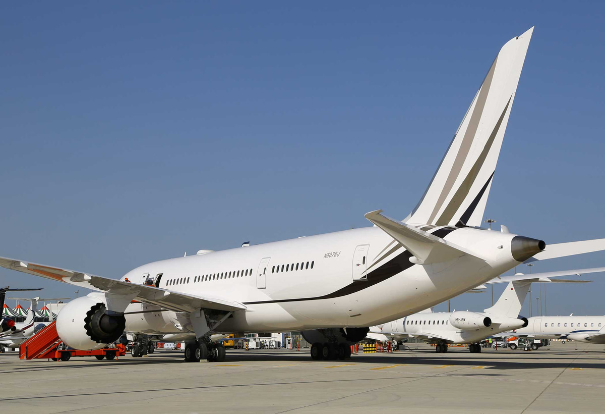 Newest VIP BBJ 787 Arrives in Dubai | Aviation International News