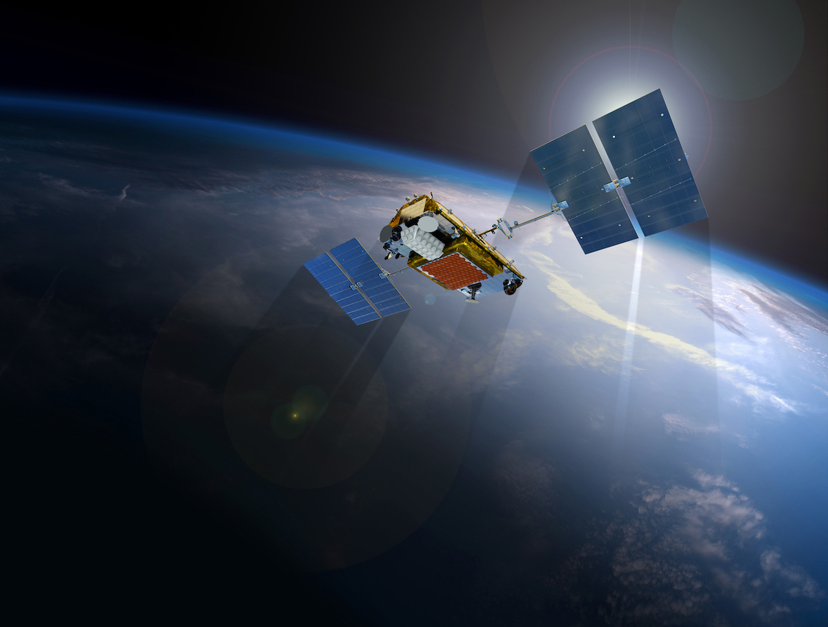 Iridium Switches on Certus Satcom | Aviation International News