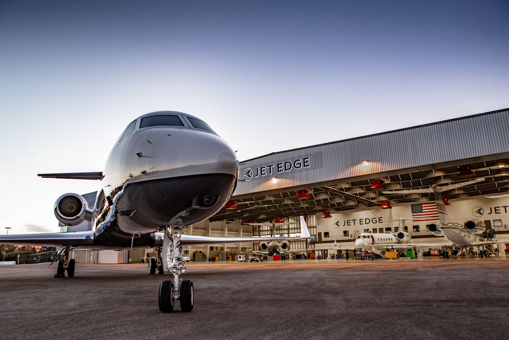 Jet Edge Lays Plans for Giant Step in Aircraft Sales | Aviation ...