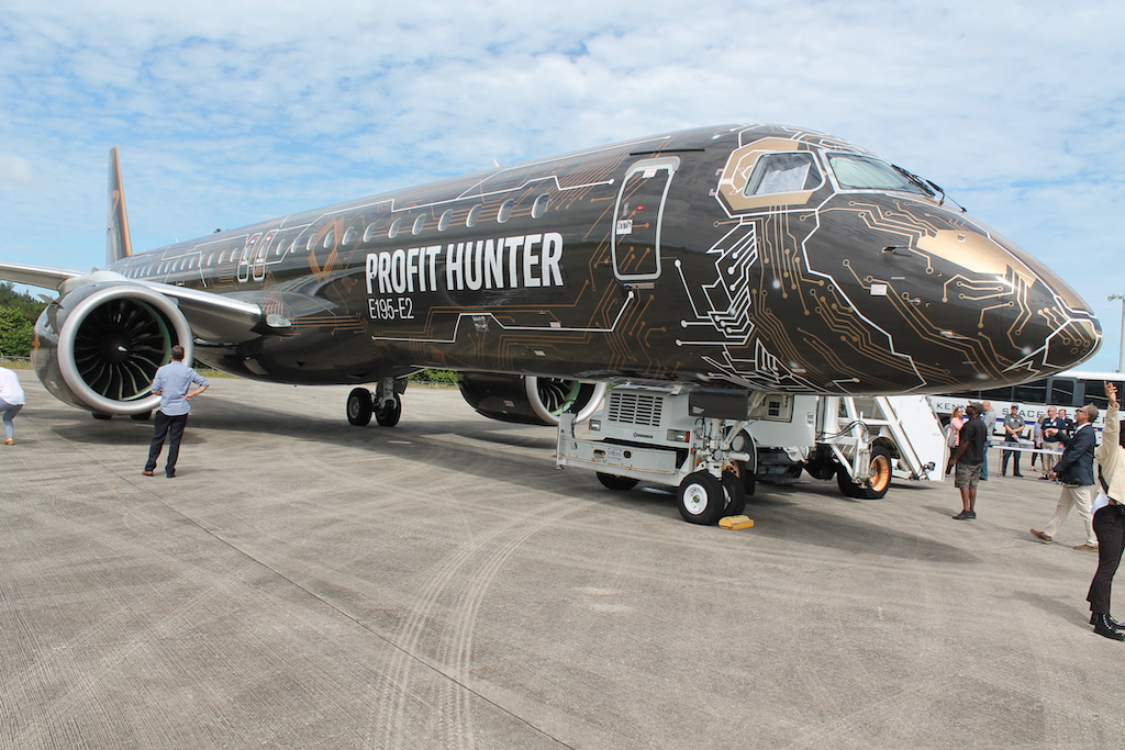 Embraer's New E195-E2 Makes North American Debut | Aviation ...