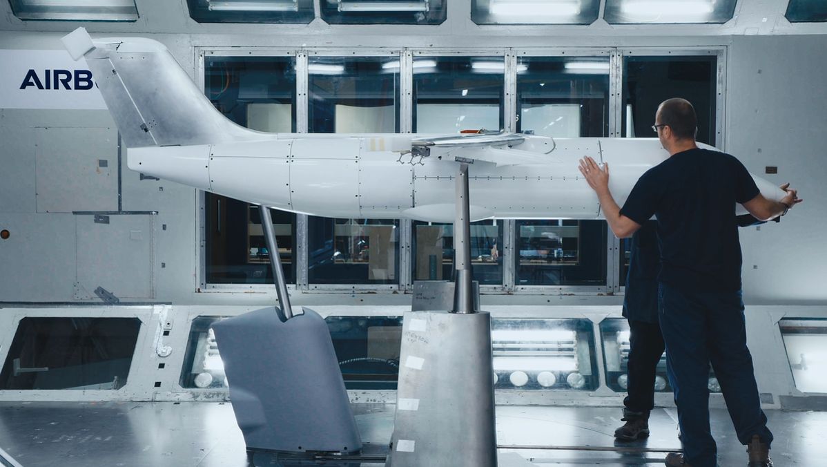 Airbus plans to fly the E-Fan X hybrid-electric demonstrator | Aviation ...