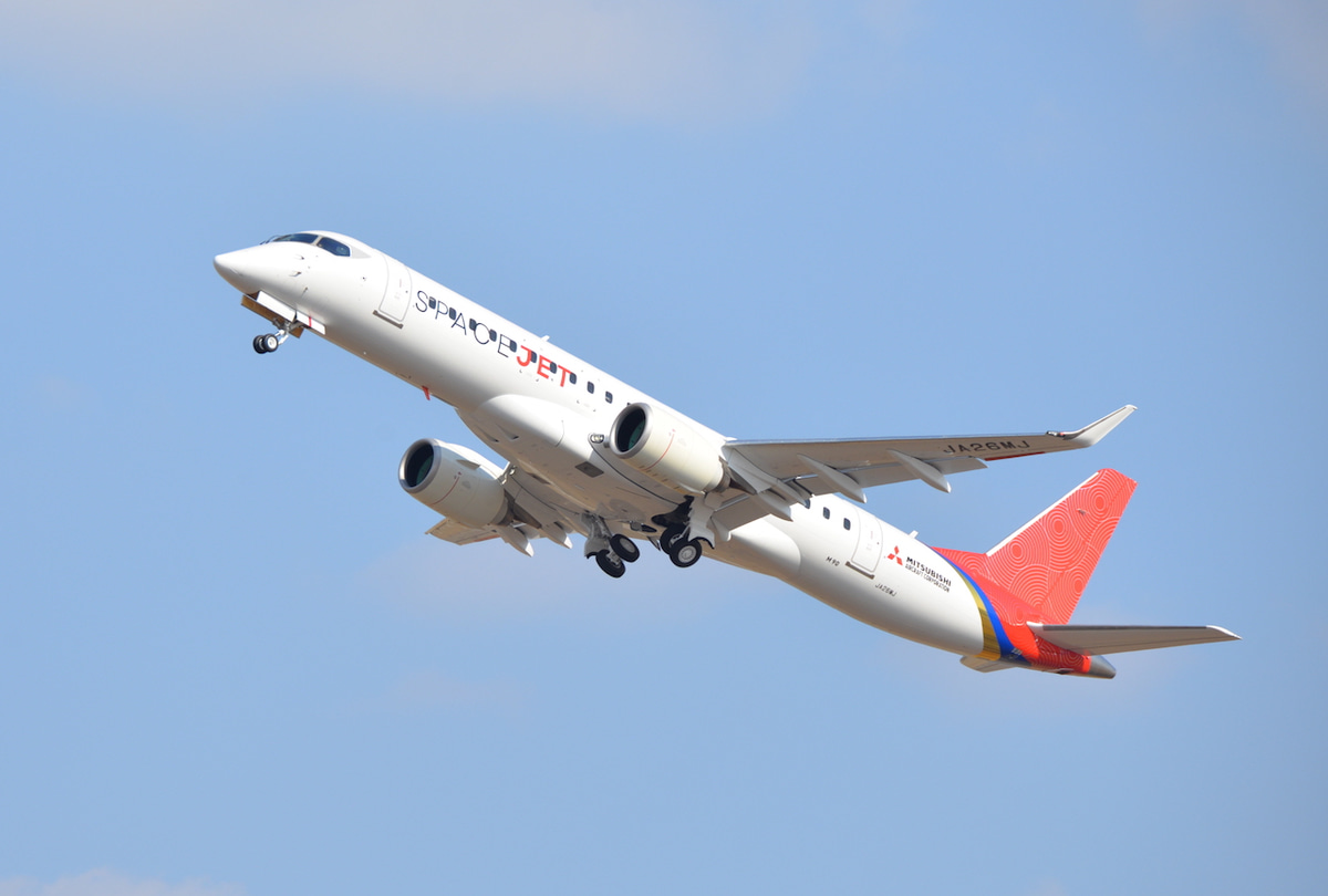 First Mitsubishi M90 in Final Configuration Takes Flight | Aviation ...
