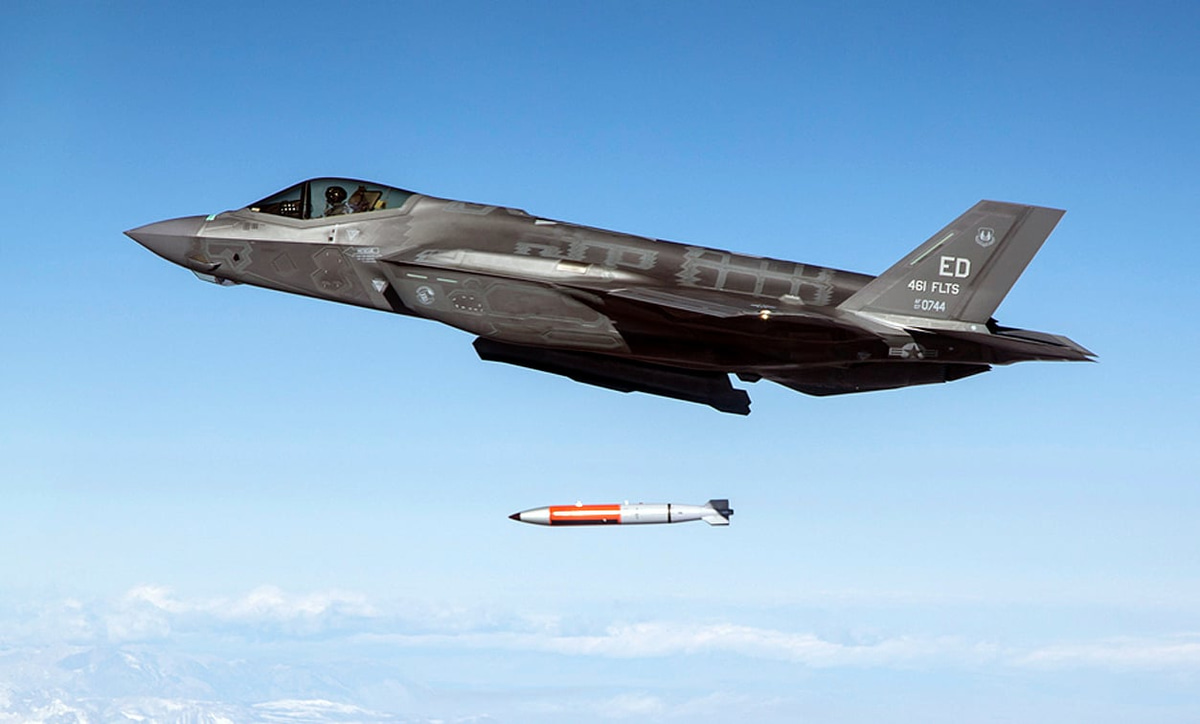 F-35A Primed for Nuclear Mission with New-generation Bomb | Aviation ...