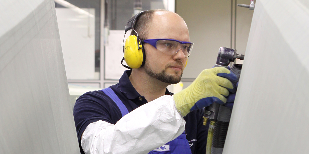 UK Collaboration Eyes Sustainable Composites | Aviation International News