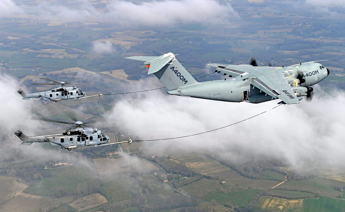 Airbus Conducts Helicopter Refueling Trials with A400M Airlifter ...