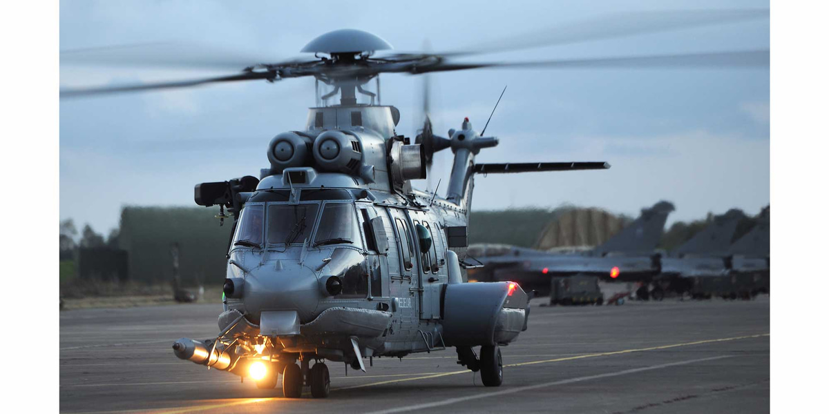 French Military Orders More Super Pumas | Aviation International News