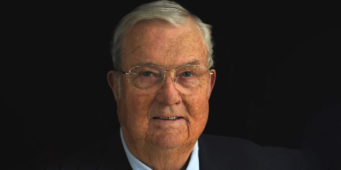 Harry Robertson, Father of Crashworthy Systems, Dies at 87 | Aviation ...