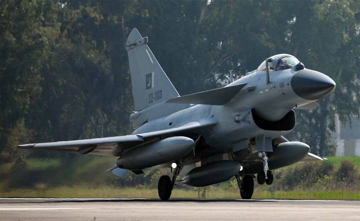 First Batch of Chinese J-10 Fighters Delivered to Pakistan | Aviation ...