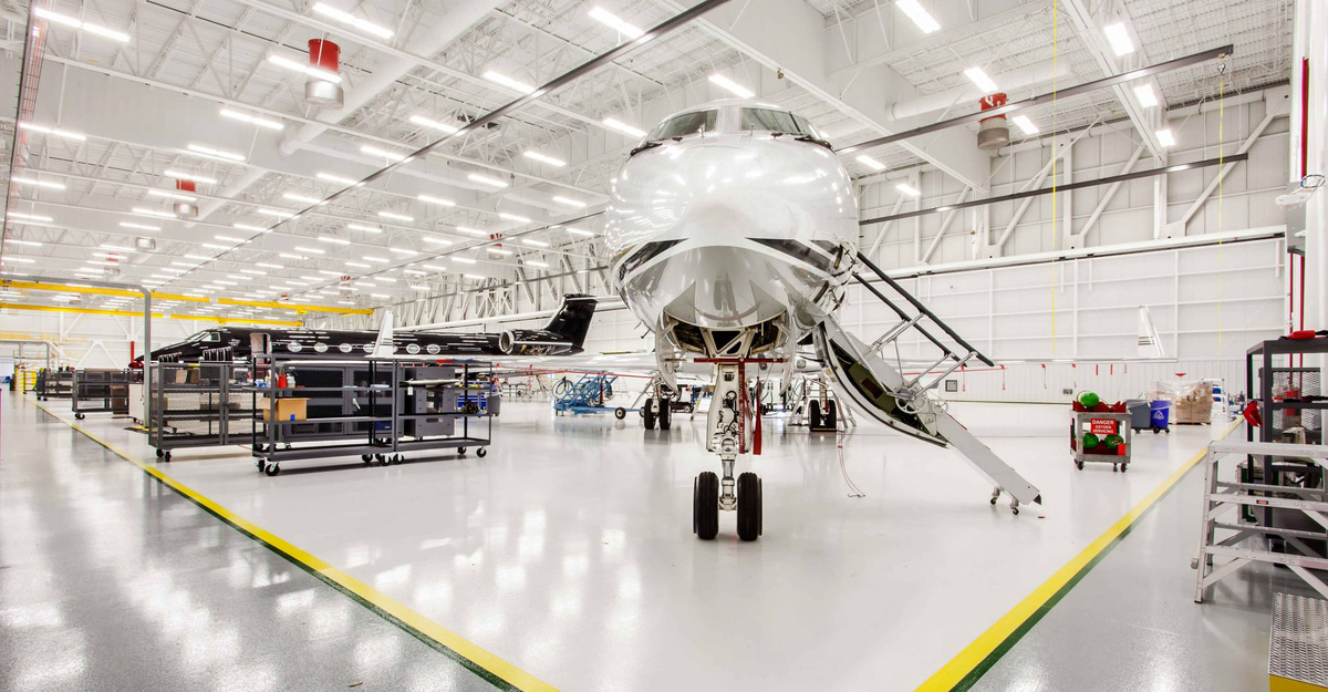 Gulfstream Deliveries Lag, but Sales and Service Shine | Aviation ...