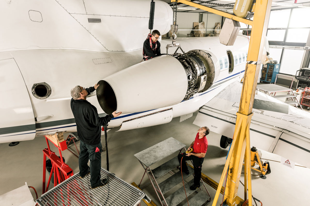 Survey Finds New Barriers to MRO Growth | Aviation International News