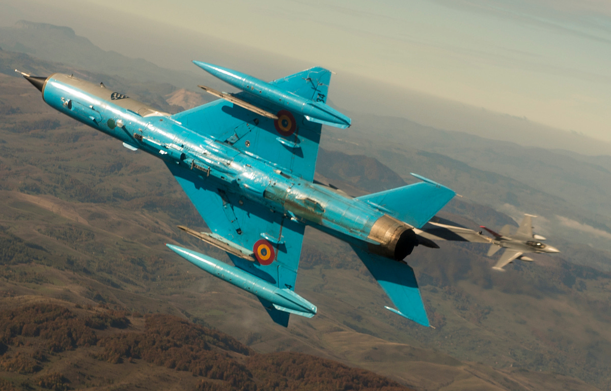 Romanian LanceR Fighters Handed a Year's Reprieve | Aviation ...