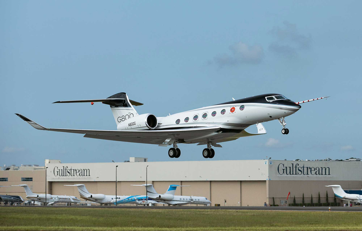 Gulfstream G800 Makes First Flight | Aviation International News