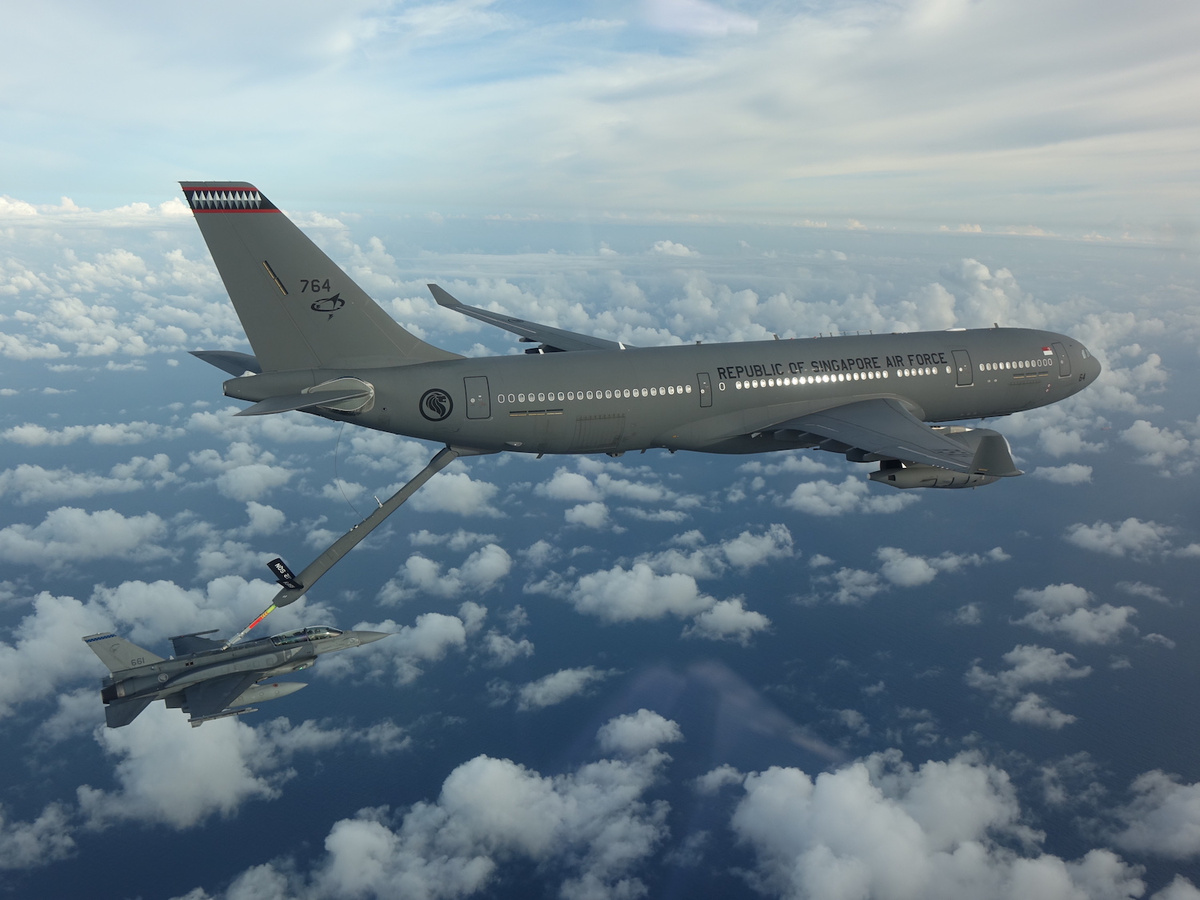 Airbus Tanker Cleared for Automatic Air-to-air Refueling | Aviation ...