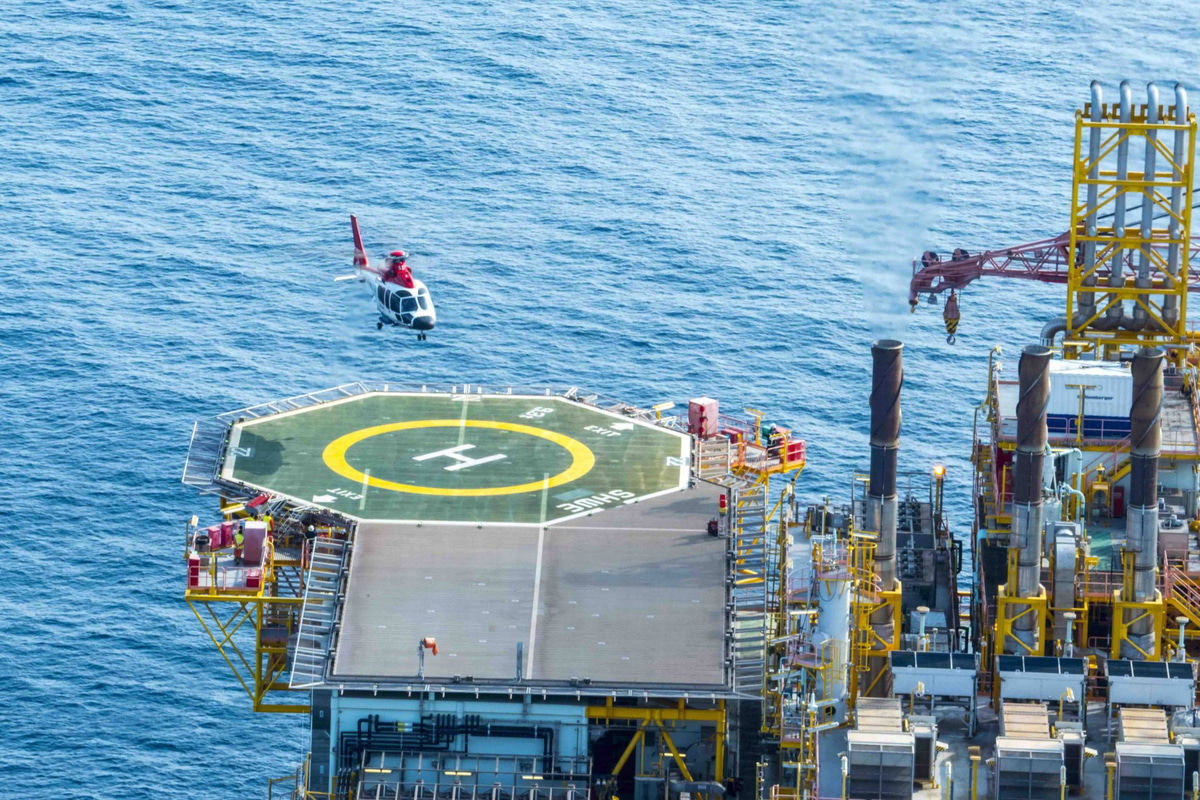 Learn how to fly safely in a helicopter | Aviation International News