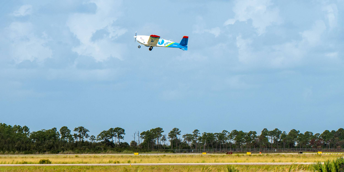 FCC Proposes Radio Licenses for UAS Operators | Aviation International News