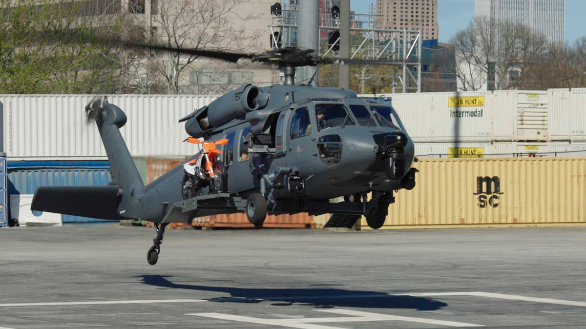 Genesys Aerosystems Four-Axis Autopilot Installed in Black Hawk ...