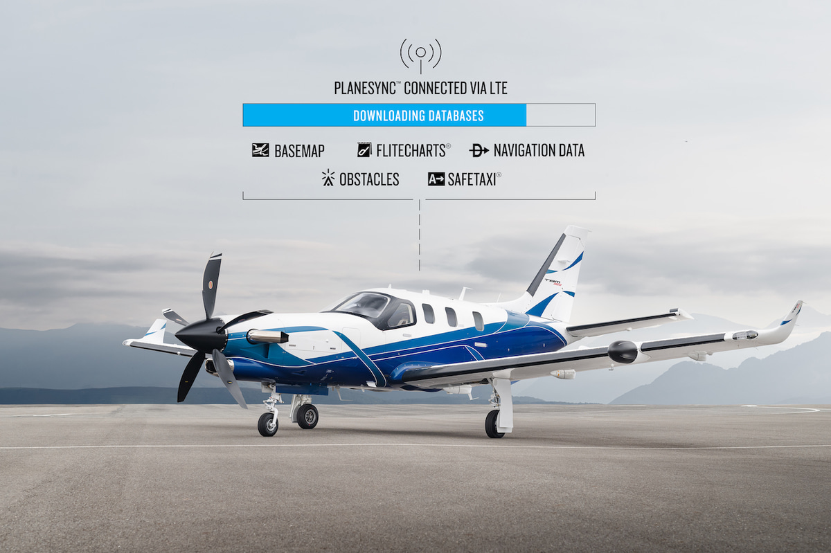 Garmin Unveils PlaneSync Datalink for Managing Data on and off the ...