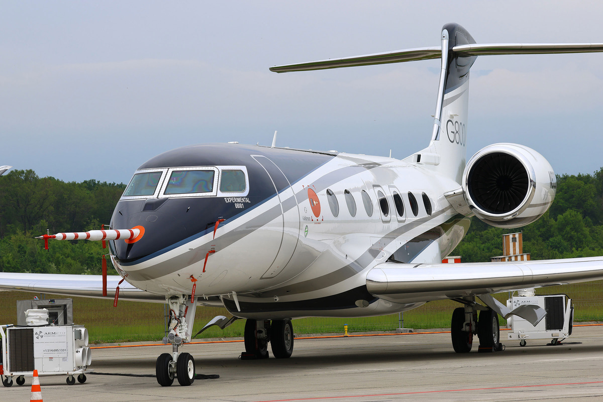 Gulfstream’s G800 Makes Continental Debut | Aviation International News
