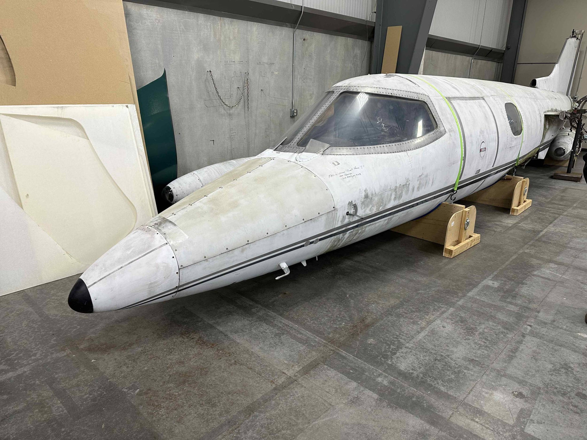 Classic Lear Jet Restoration Project Moving into Bombardier Hangar ...