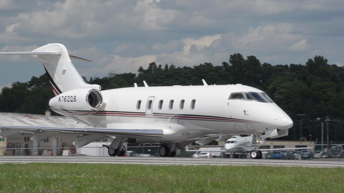 NetJets Unveils First Bombardier Challenger 350 Signature Series ...