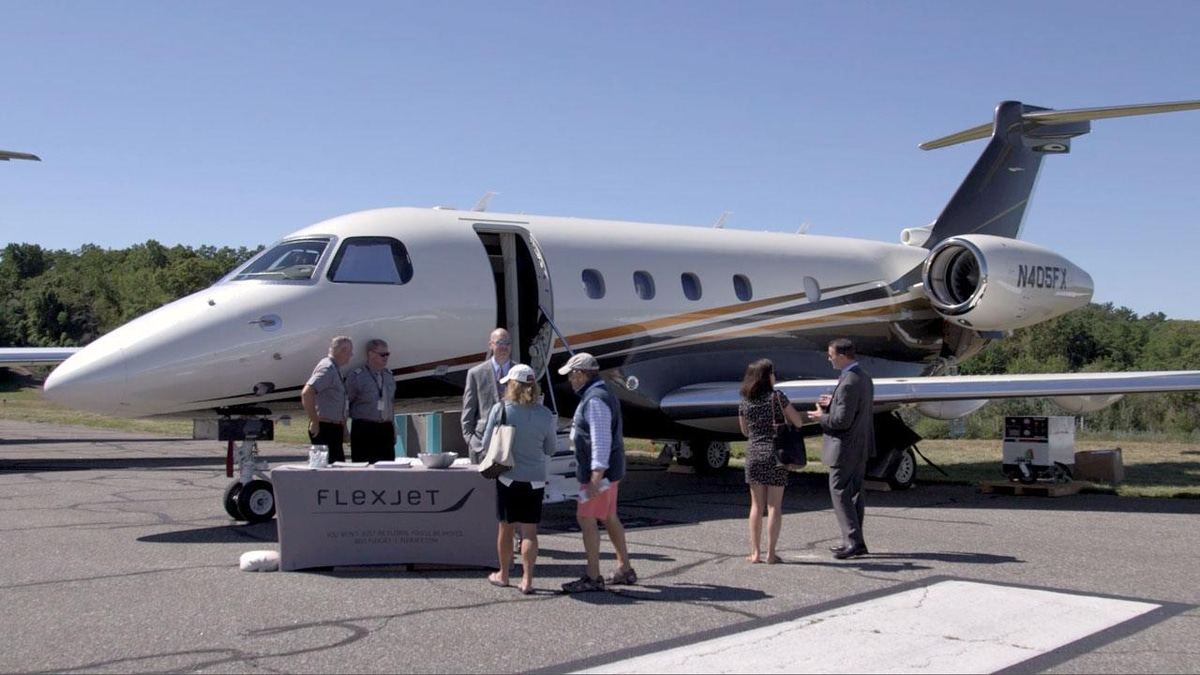 Taking a Look at Flexjet’s Red Label Embraer Legacy 450 | Aviation ...