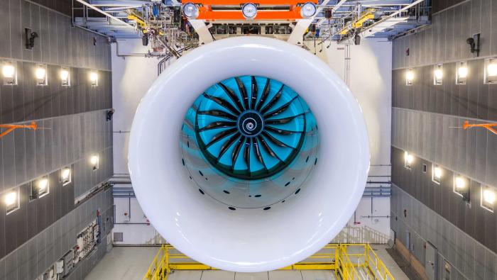 Rolls-Royce CorporateCare Enhanced —Raising the Bar for OEM Customer ...