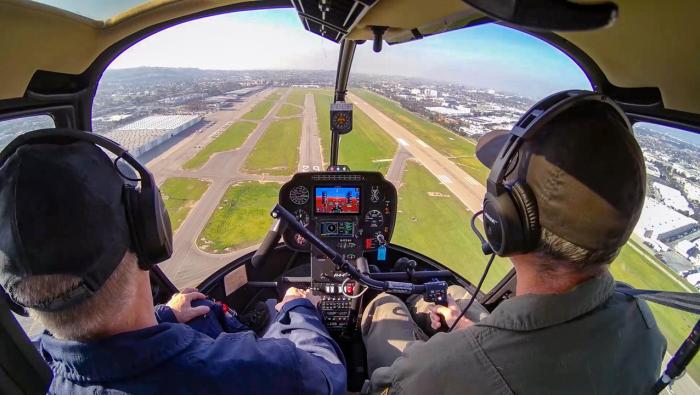 AINsight: Deadly Distractions on the Flight Deck | Aviation ...