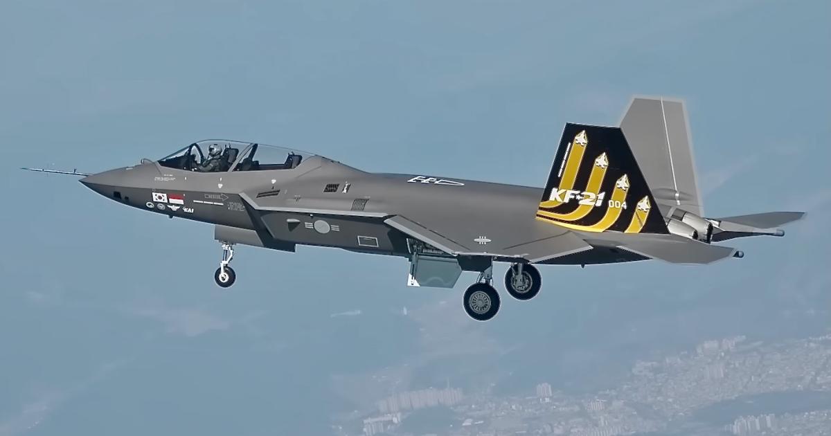 South Korean Industry Flies First Two-seat KF-21 Boramae Fighter | Aviation International News