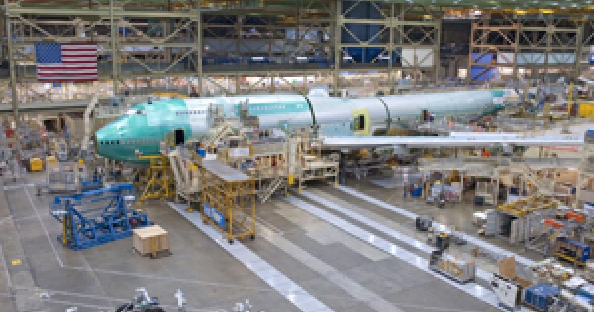 Boeing Joins Fuselage Sections for First 747-8 Intercontinental ...