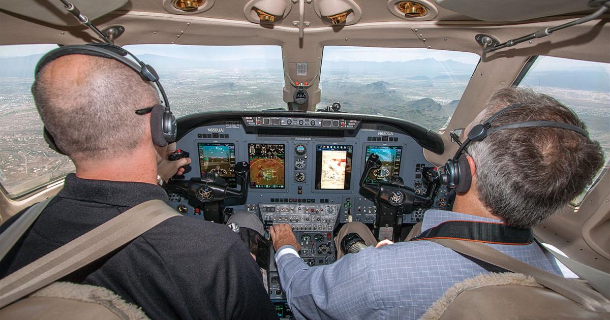 Universal Avionics Unveils InSight Integrated Flight Deck | Aviation ...