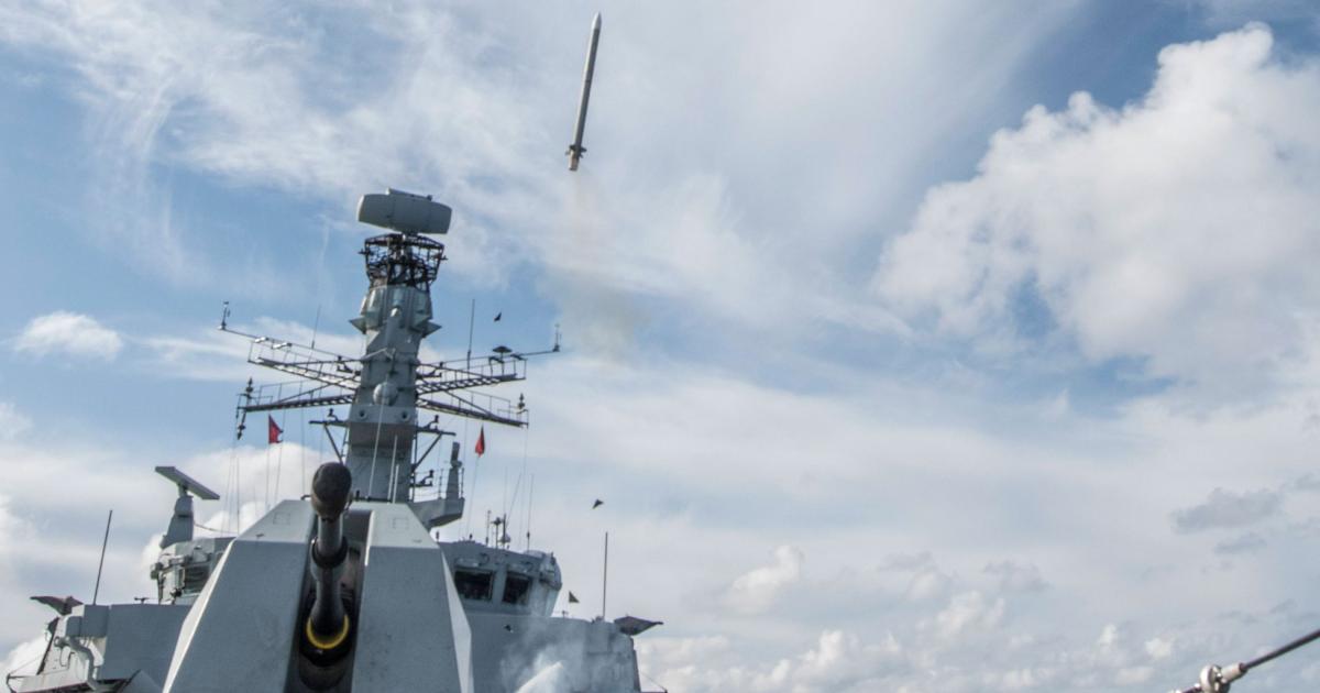 UK Deploys 'World-Leading' Ship Defense System | Aviation International ...