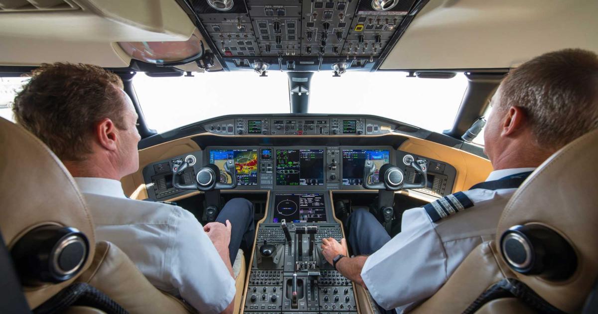 NetJets Adopts Advanced Qualification Training Program | Aviation ...