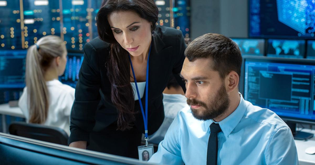 24/7/365 Flight Operations Center | Aviation International News