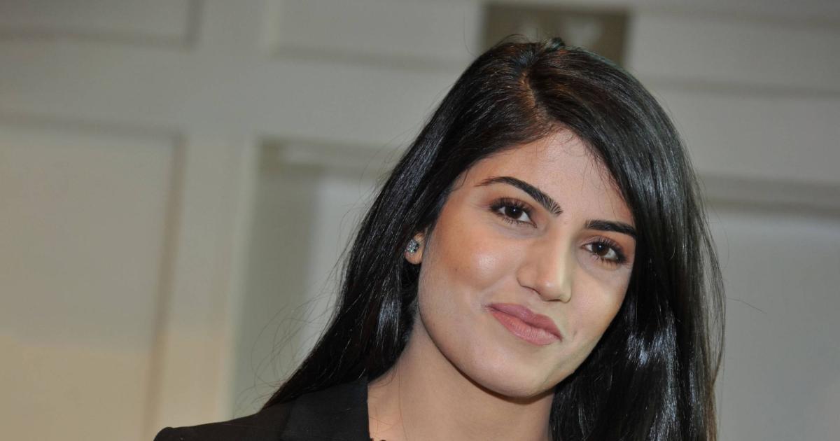 Afghan Pilot Niloofar Rahmani Inspires at WAI | Aviation International News